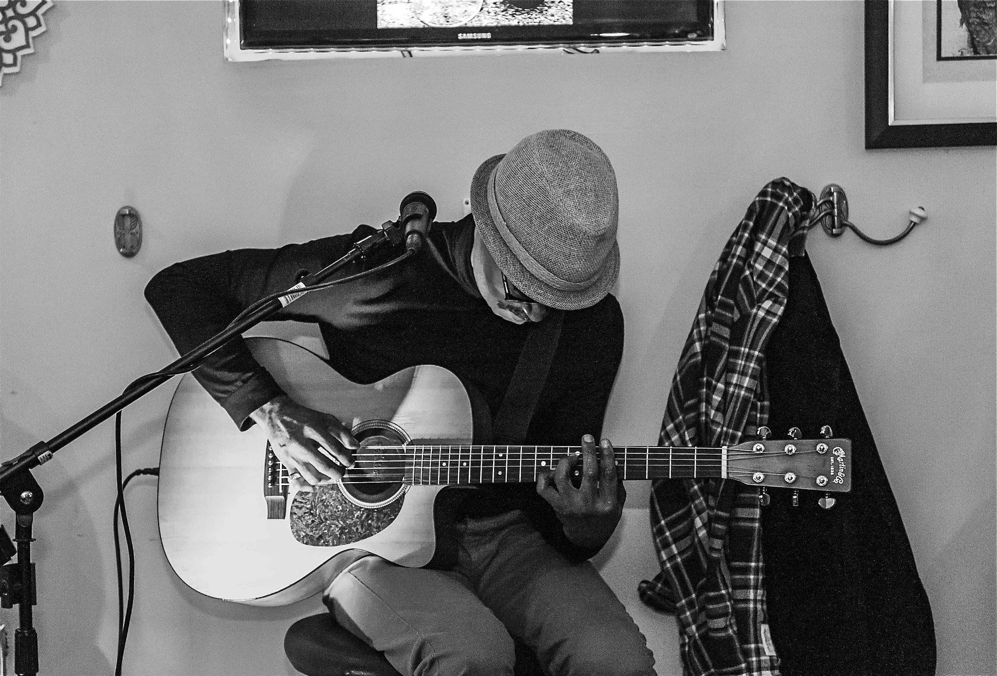 Bruce Anthony @ Bellefonte Cafe - IN Wilmington